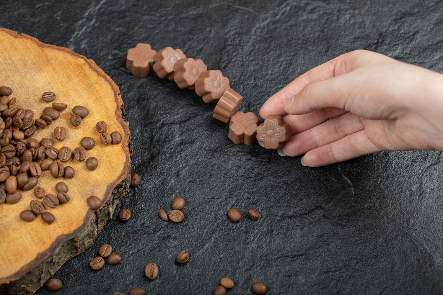 Dark Chocolate Compound Slows Biological Aging - DistilINFO Publications